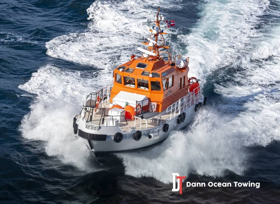 Emergency Response at Sea: Ocean Towing in Crisis